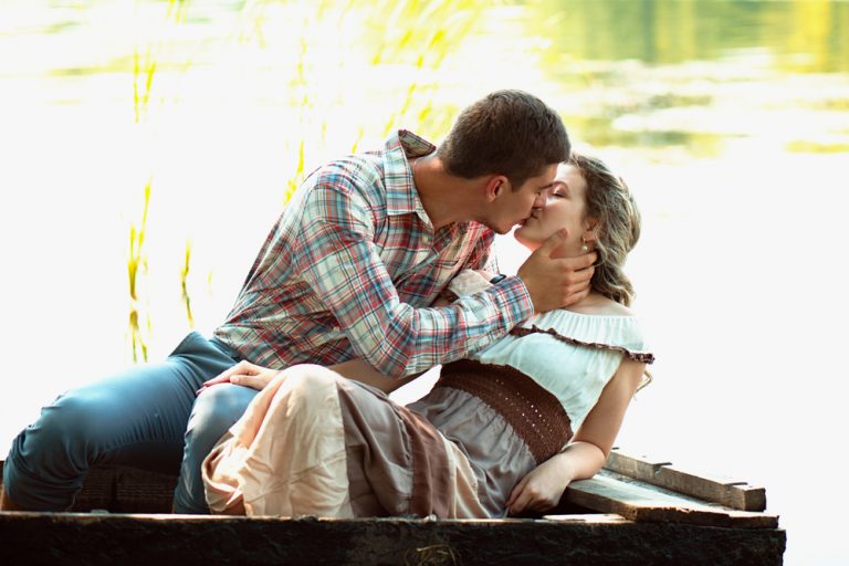 Zielsverwanten Vinden Elkaar Door Middel Van Oogcontact: Dit Zijn De ...