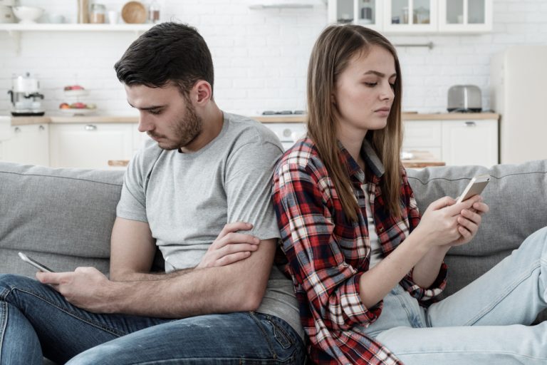 9 Tekenen Van Slechte Communicatie In Een Relatie