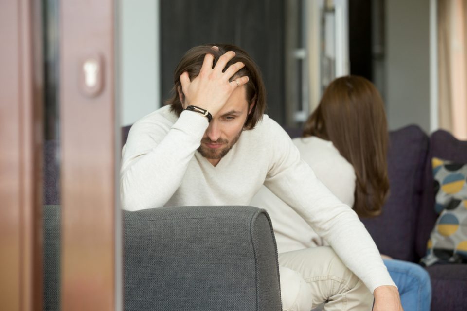 Hoe Het Is Om Van Een Meisje Te Houden Dat Denkt Dat Ze Niet Genoeg Is