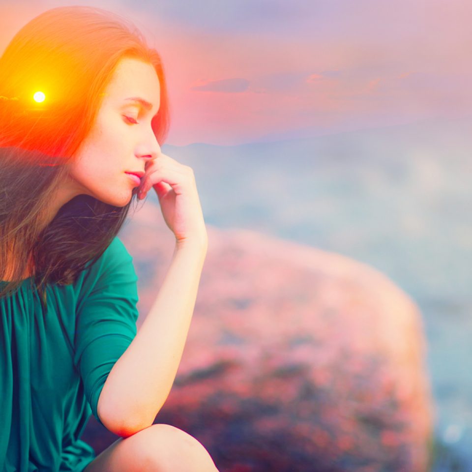 11 Tekenen Dat Je Misschien Een Hoogsensitief Persoon In Een Harde ...