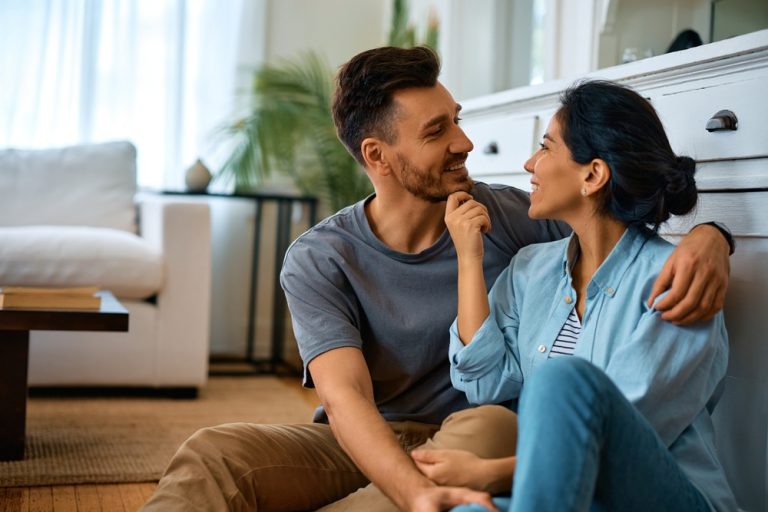 De 20 Fases Van De Verliefdheid Van Een Man