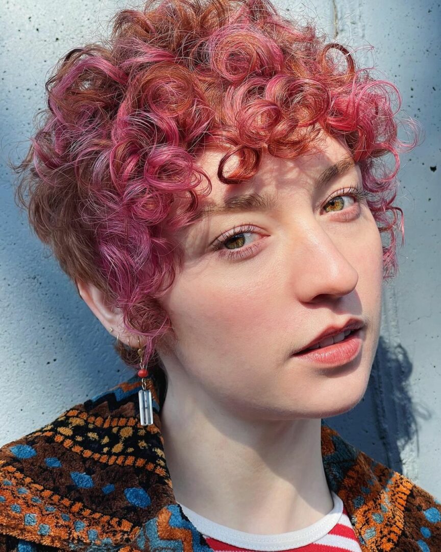 21 Stralend Krullend Pixie-kapsel Voor Elk Type Krul