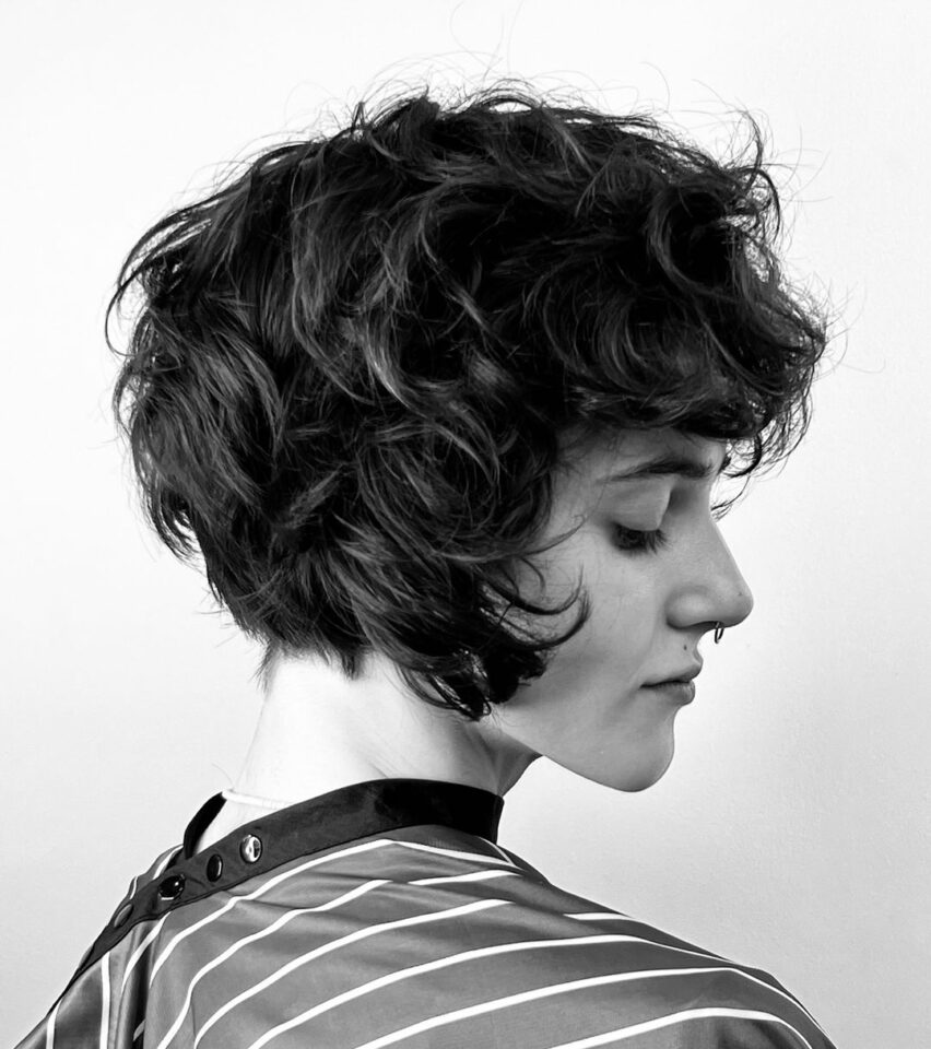 21 Stralend Krullend Pixie-kapsel Voor Elk Type Krul