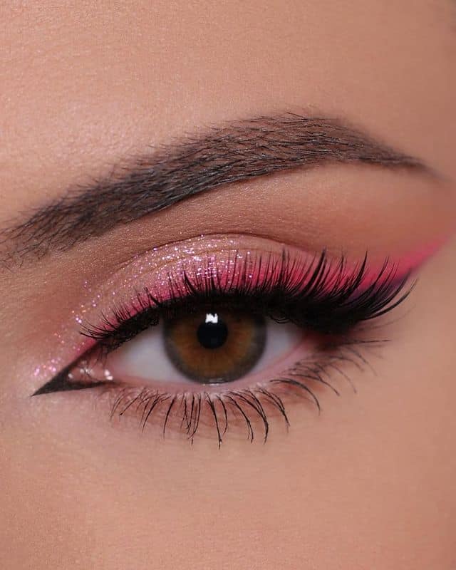 20 Creatieve Eyeliner Looks Om Je Ogen Te Laten Stralen
