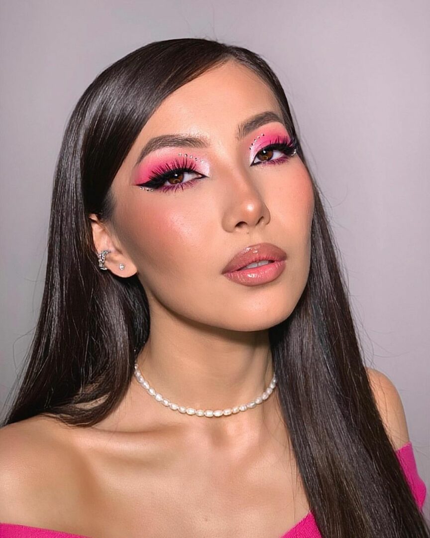 23 Magnetiserende Roze Oogschaduw Looks Voor Vrouwen
