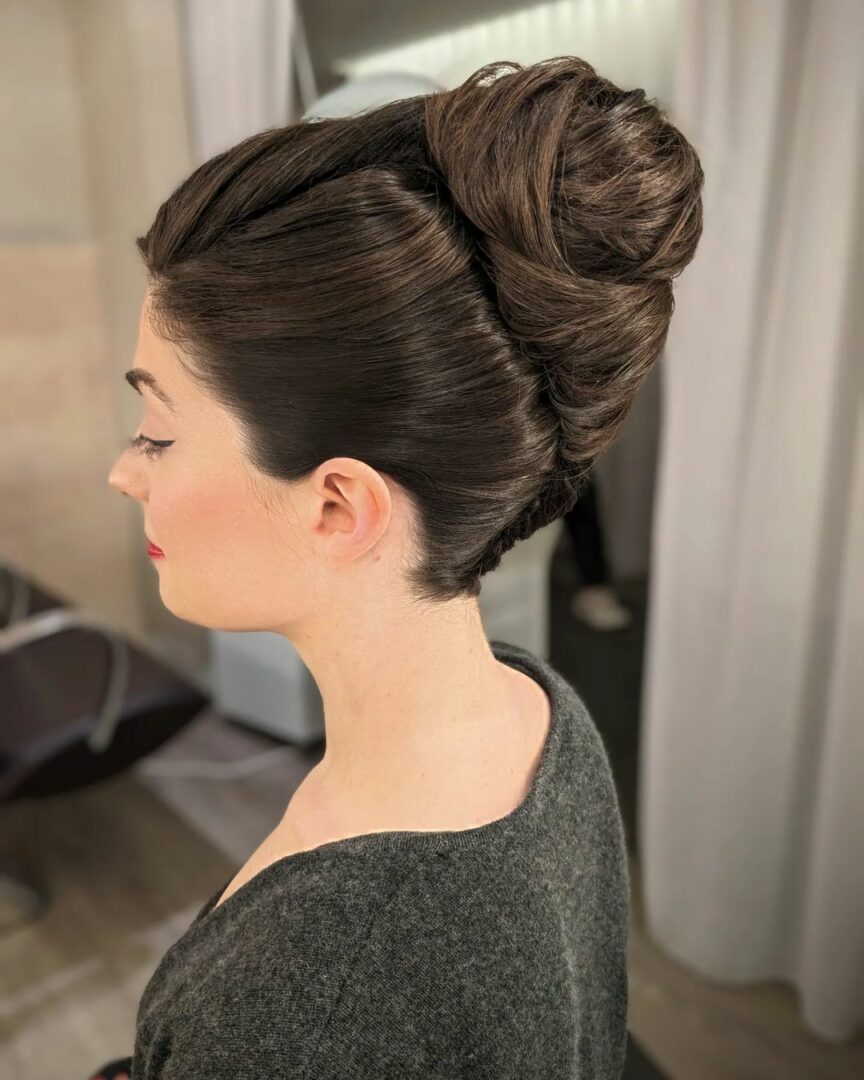 20 Unieke Opsteekkapsels Voor Speciale Gelegenheden